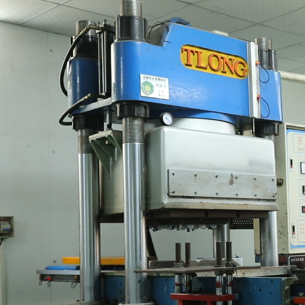 What Is Compression Molding - YEESHINE